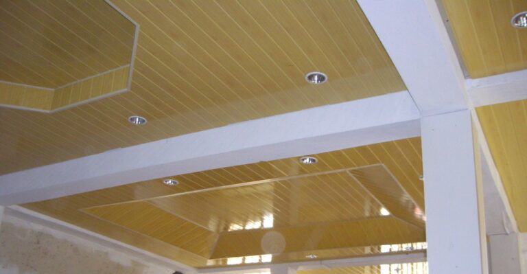 A Comprehensive Guide To Choose The Best Commercial Gym Ceiling Design