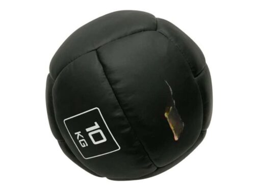 A Complete Guide To Wall Ball Buying Guide - YR Fitness