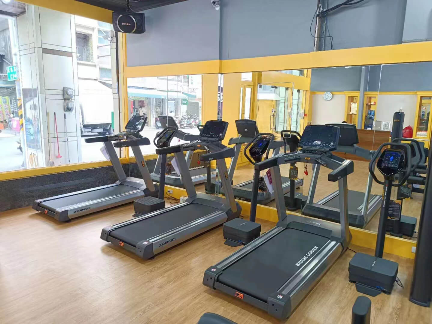 Customer Cases - YR Fitness