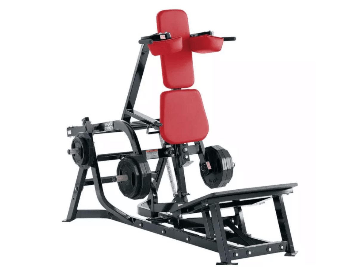 V スクワット対ハックスクワット: 究極の比較ガイド - YR フィットネス