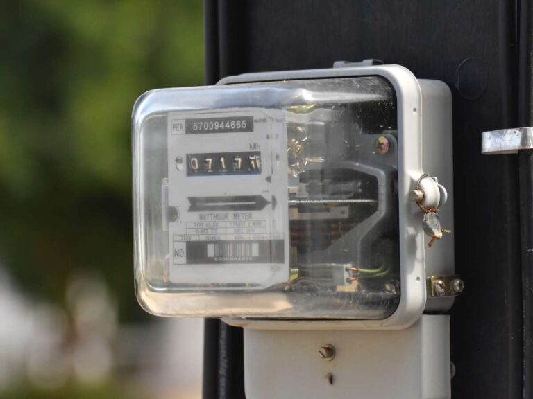 Stepper Vs Treadmill: What’s The Real Difference? - YR Fitness